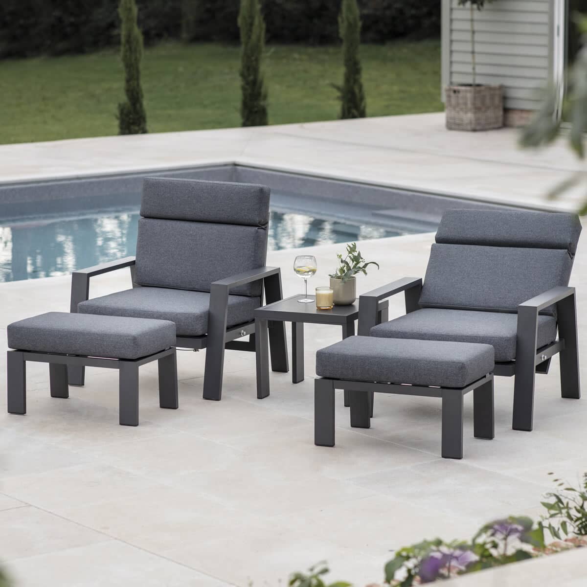 Bramblecrest Amsterdam Recliner Set with 2 Footstools and Side Table ...