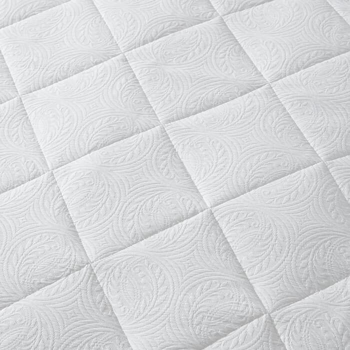 Hilden Matelasse Circles White - JustLinen