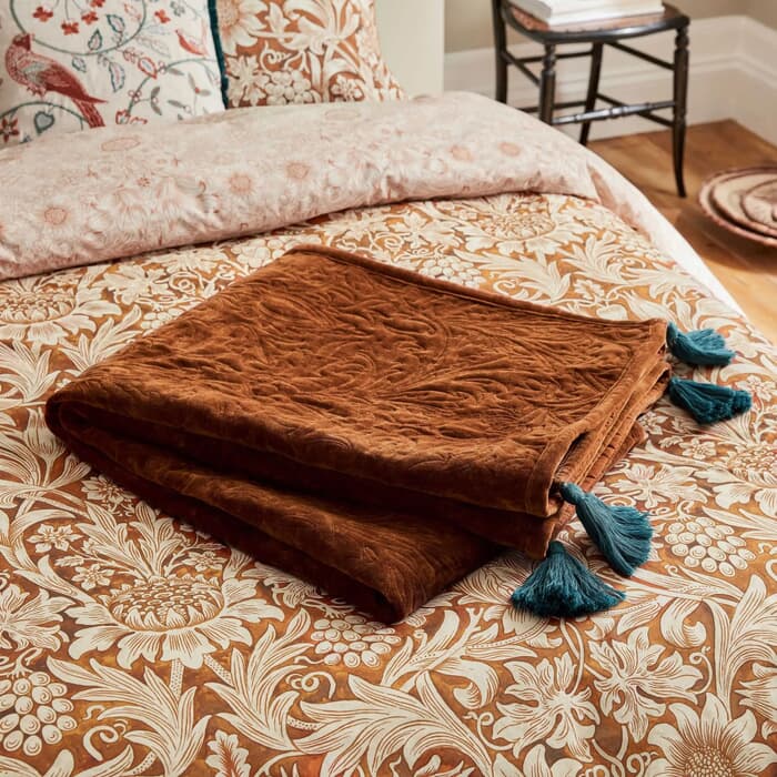 William Morris Sunflower Saffron - JustLinen